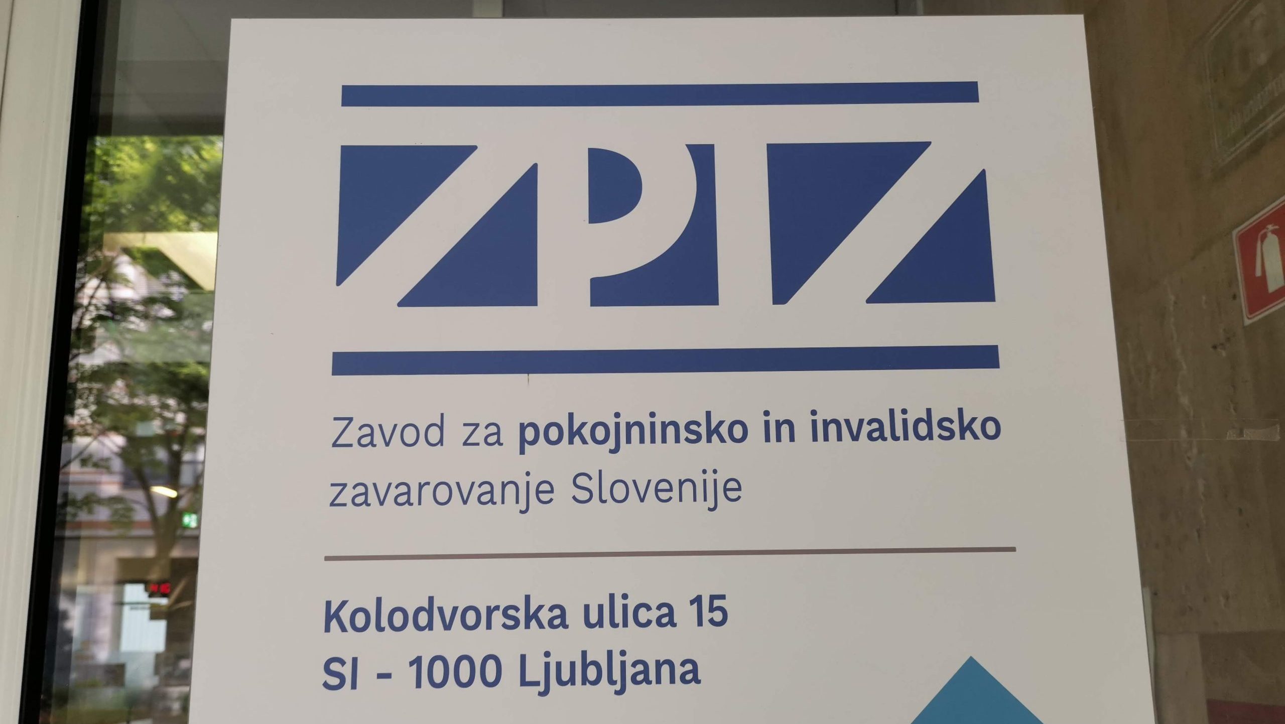 Zpiz opozarja pred razkrojem pokojninskega sistema | Lider.si
